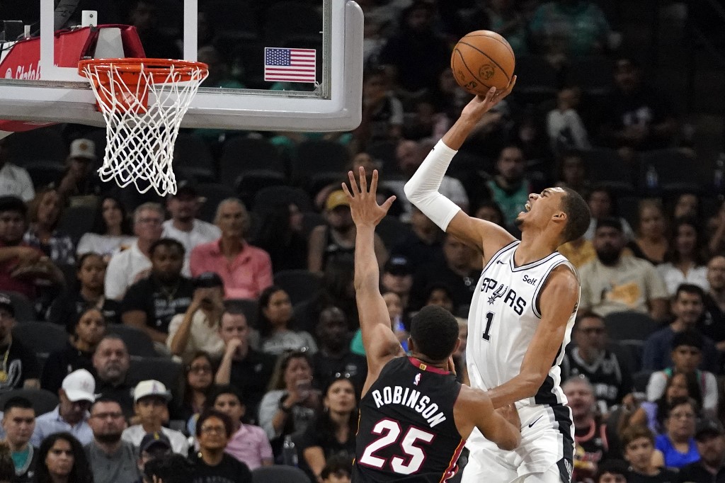 Spurs vs Knicks NBA Finals Series Odds, Predictions & Betting Analysis