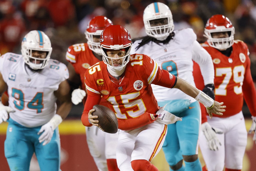NFL Divisional Round Upset Alert: Patrick Mahomes, the Road Warrior ...